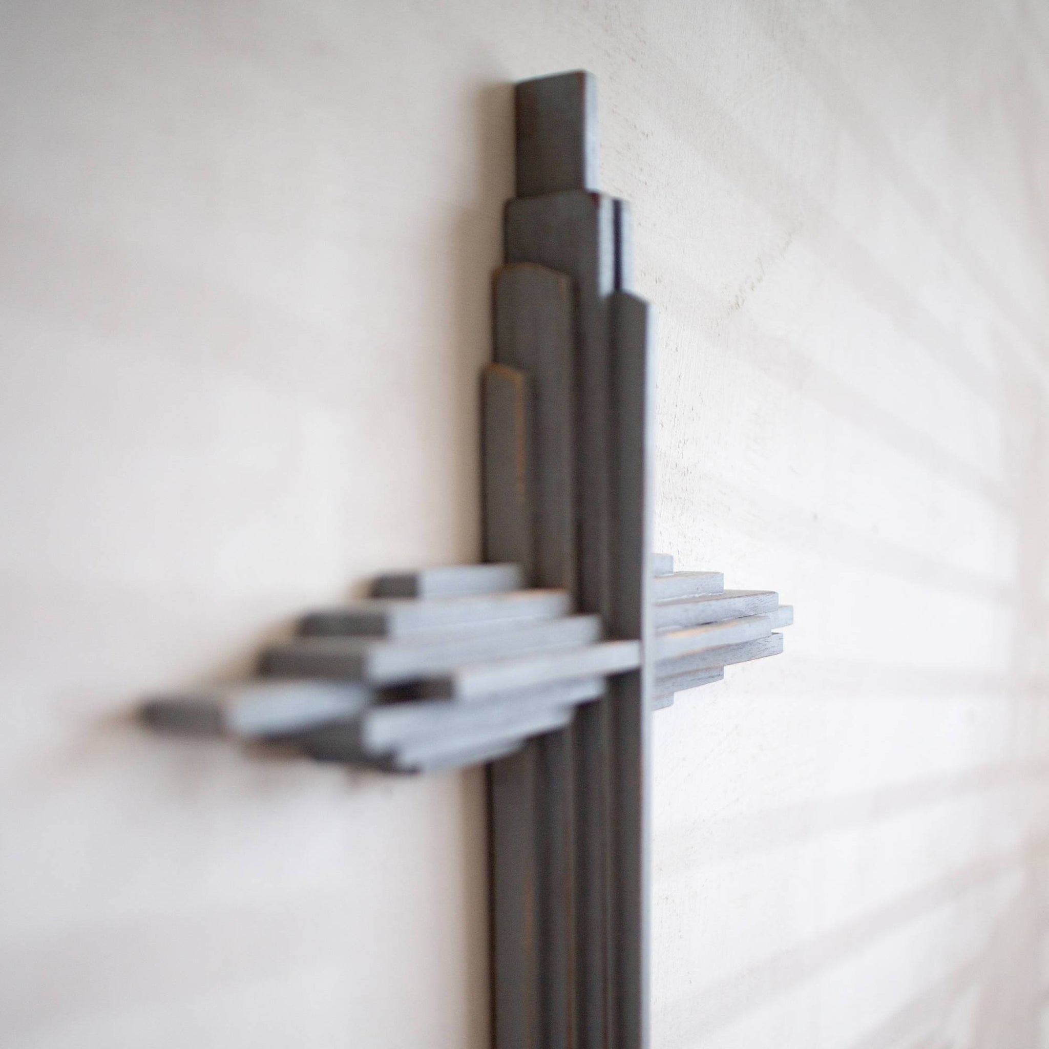 Farmhouse Cross – Dennehey Design Co.