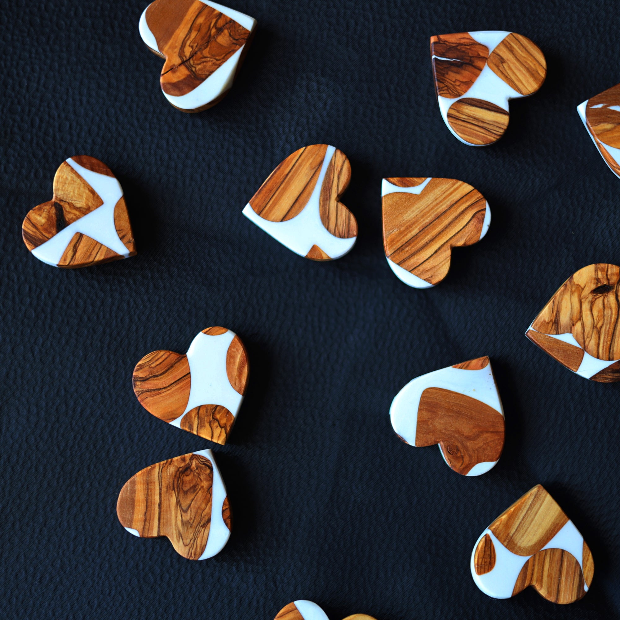 Reclaimed Olive & Resin Hearts – Dennehey Design Co.