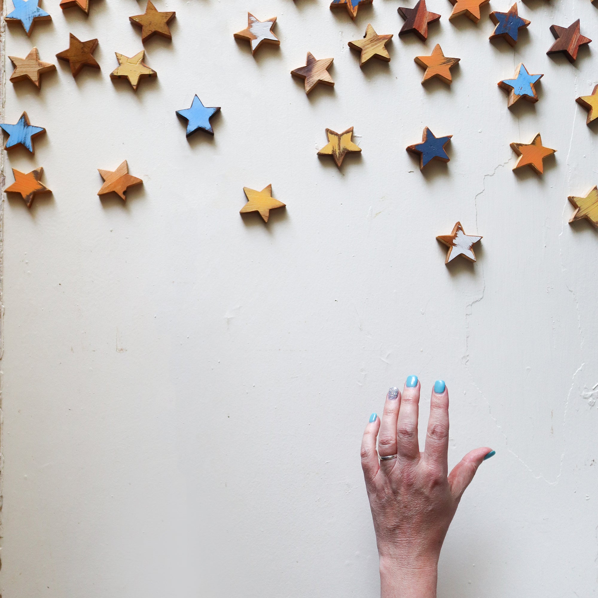 Small Reclaimed Wood Stars – Dennehey Design Co.